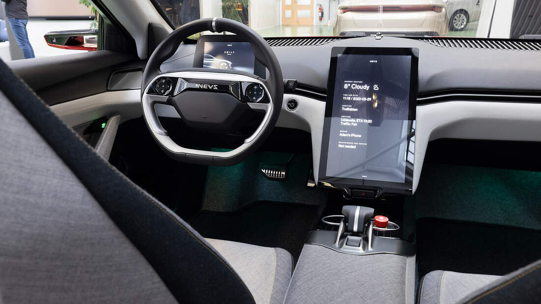 NEVS Emily GT E-Limousine: Prototyp eines Elektro-Saab | AUTO MOTOR UND ...