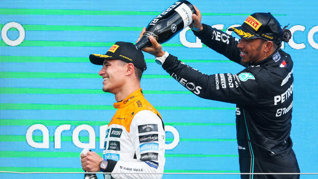 Mercedes: McLaren als Vorbild für Trendwende in F1 | AUTO MOTOR UND SPORT