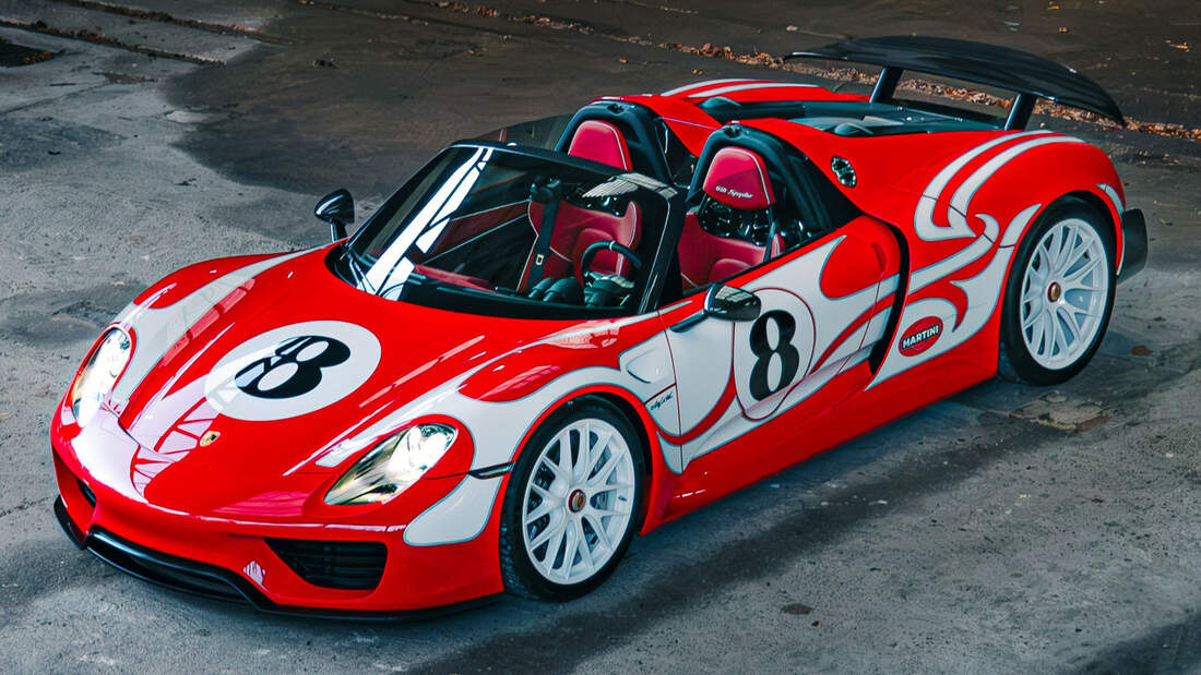 Download Porsche 918 Spyder