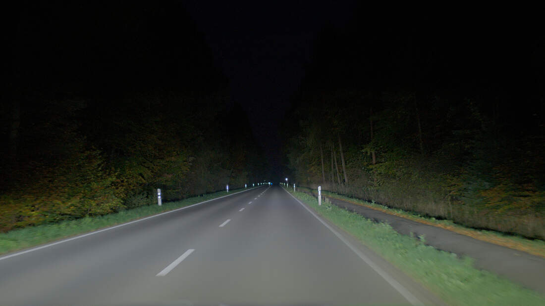 Matrix-LED-HD-Scheinwerfer: Porsche biegt Licht | AUTO MOTOR UND SPORT