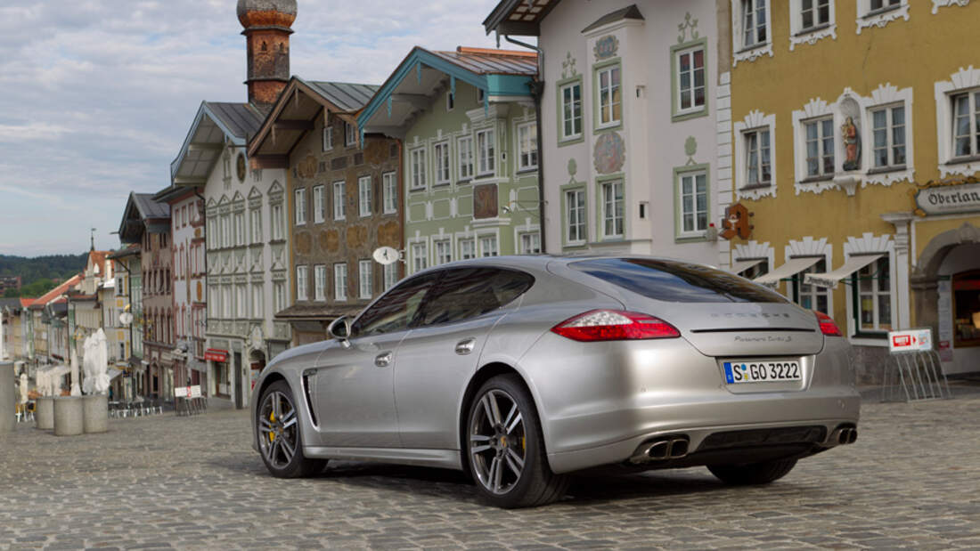 Erste Fahrt im Porsche Panamera Turbo S: Darf es ein bisschen mehr sein ...