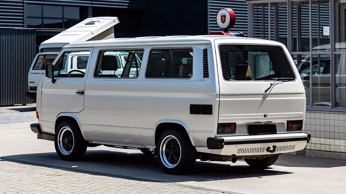 VW T3 B32 mit Porsche-Motor für rund 365.000 Euro | AUTO MOTOR UND SPORT