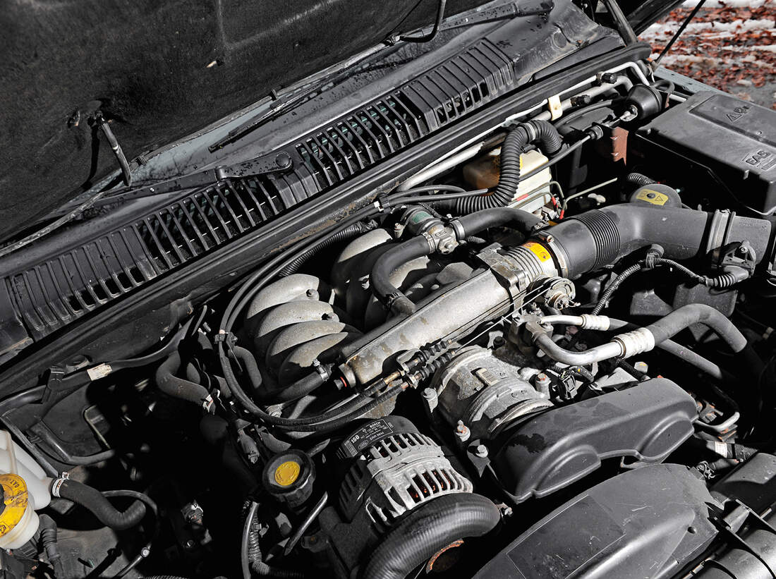 Range Rover 4.6 HSE Fahrbericht: Großes Auto kleiner Preis - auto motor ...