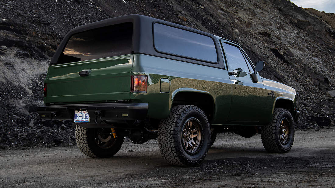 Retro Designs 1984 Chevrolet K5 Blazer Restomod | AUTO MOTOR UND SPORT