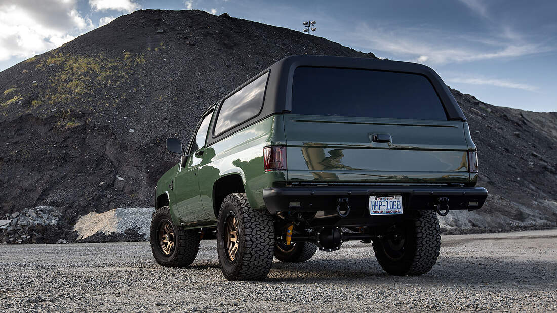 Retro Designs 1984 Chevrolet K5 Blazer Restomod | AUTO MOTOR UND SPORT
