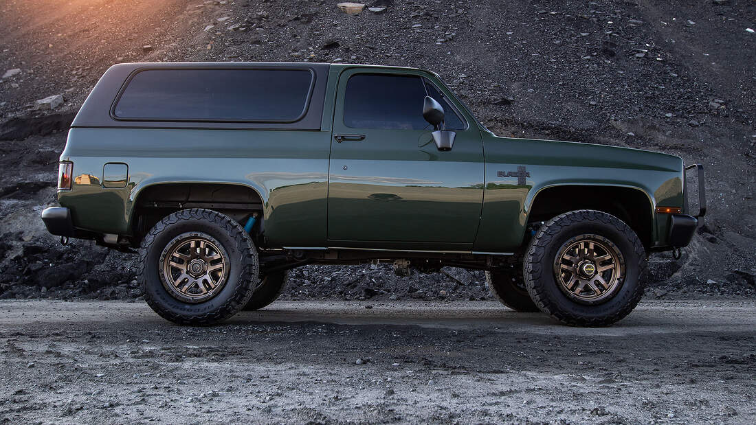 Retro Designs 1984 Chevrolet K5 Blazer Restomod | AUTO MOTOR UND SPORT