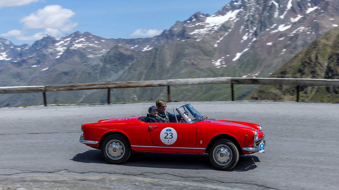 Oldtimer Rallye: 180 Klassiker und V8-Sound im Montafon | AUTO MOTOR ...