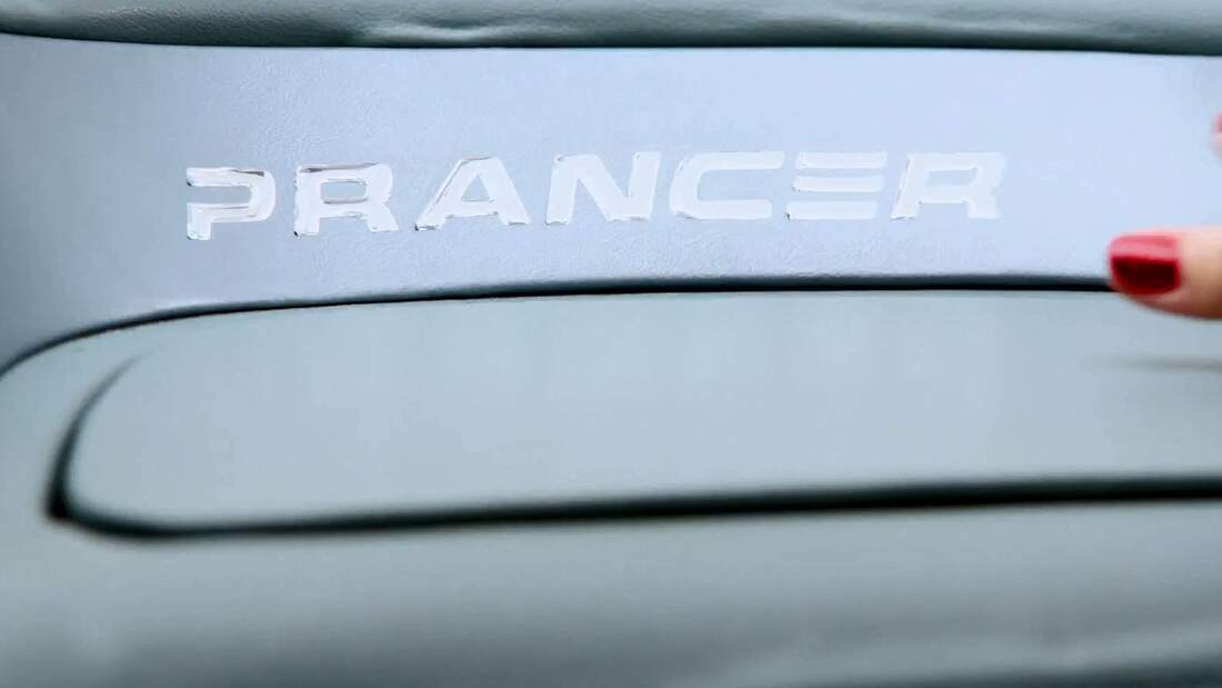 Tartan Prancer: Premiere für den albanischen Van - auto motor und sport
