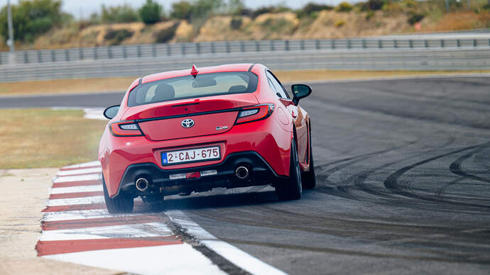 Toyota GR86 Alle Generationen, neue Modelle, Tests & Fahrberichte ...