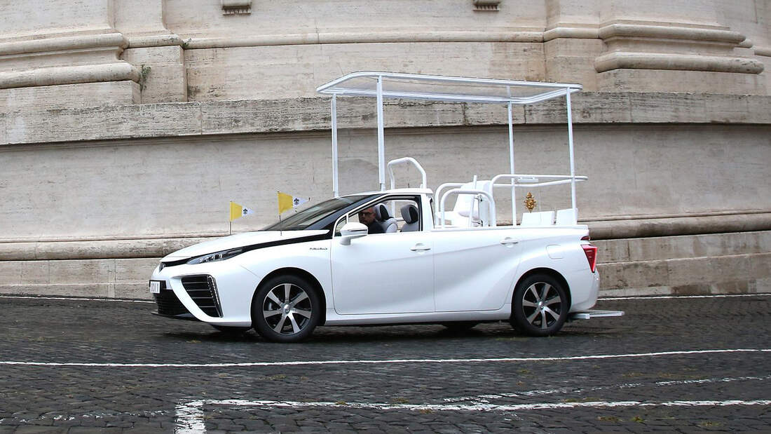 Neues Papamobil: Ein Fisker für den Papst | AUTO MOTOR UND SPORT