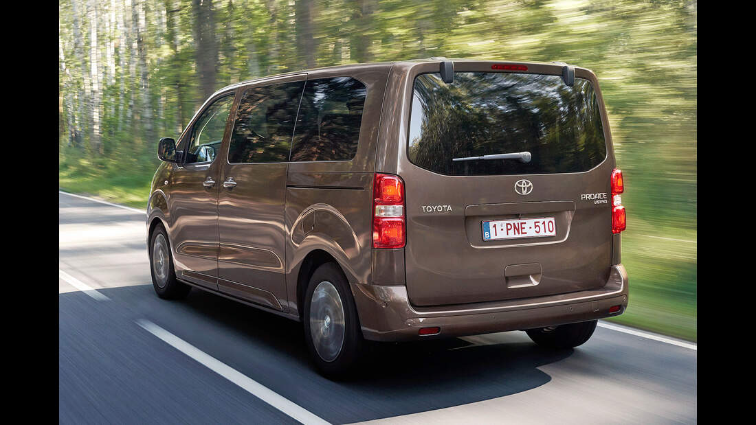 Toyota Proace Verso (2016) im Fahrbericht | AUTO MOTOR UND SPORT