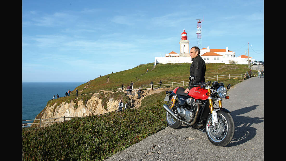 Triumph Thruxton 1200 R im Fahrbericht - auto motor und sport