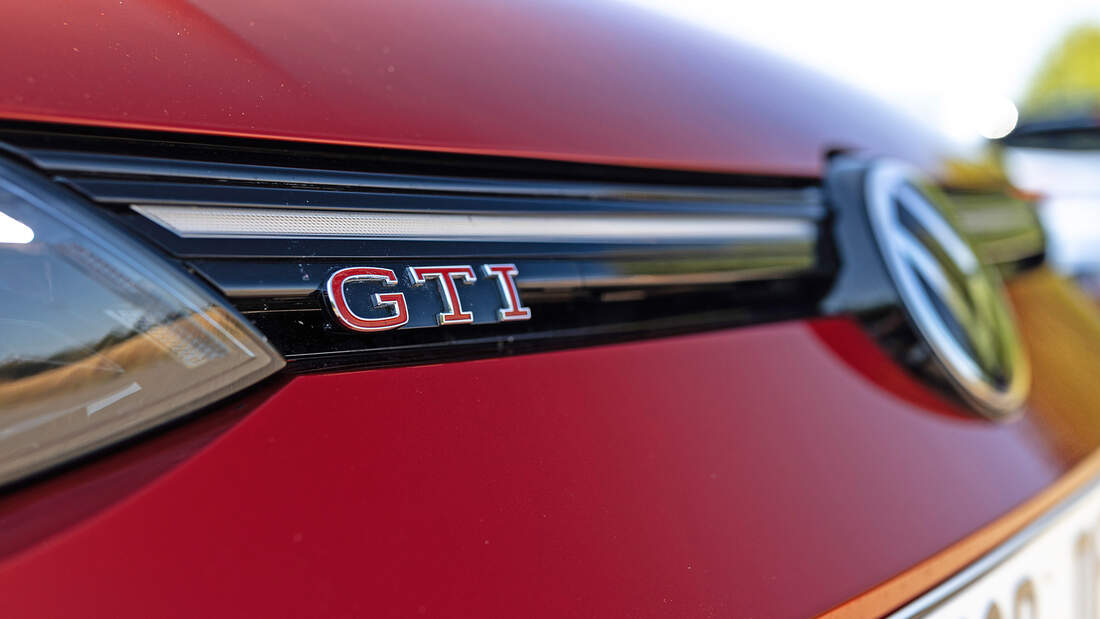 Cupra Leon, i30 N, Mégane R.S. und Golf GTI CS im Test | AUTO MOTOR UND ...