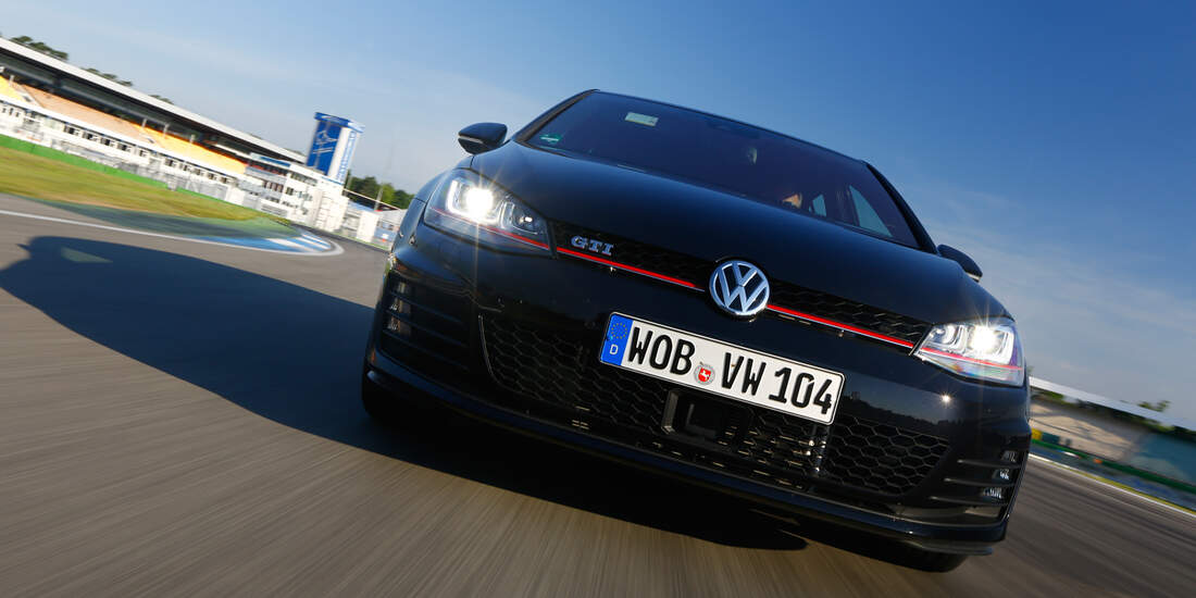 VW Golf GTI Performance im Supertest: Der beste GTI aller Zeiten ...
