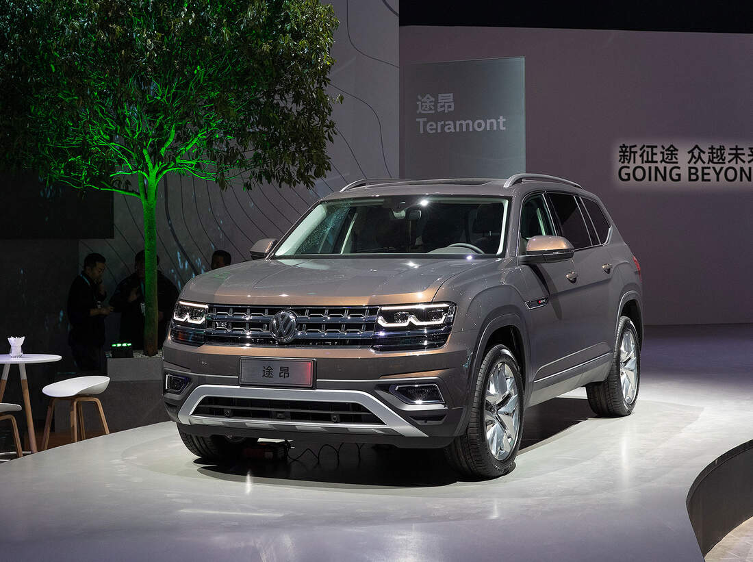 VW Viloran Erlkönig: MPV für den chinesischen Markt - auto motor und sport