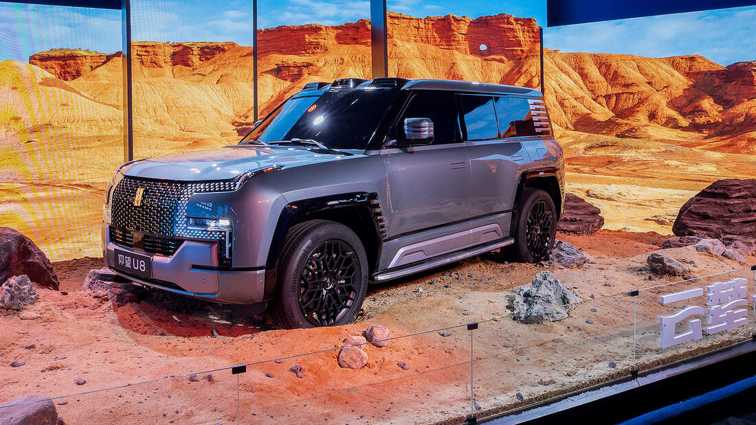 Yangwang U8: High-End-Elektro-SUV mit über 1.100 PS | AUTO MOTOR UND SPORT