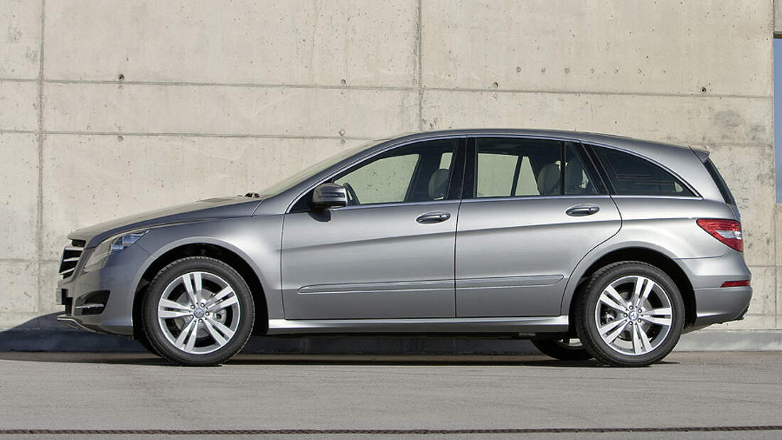 Neue Mercedes R-Klasse: Facelift-R-Klasse startet ab 50.099 Euro - auto ...