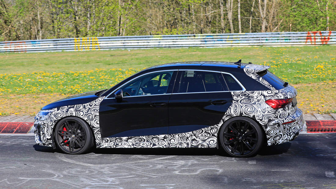 Audi RS3 (2024) | Erlkönig zeigt geschärften Power-Kompakten | AUTO ...