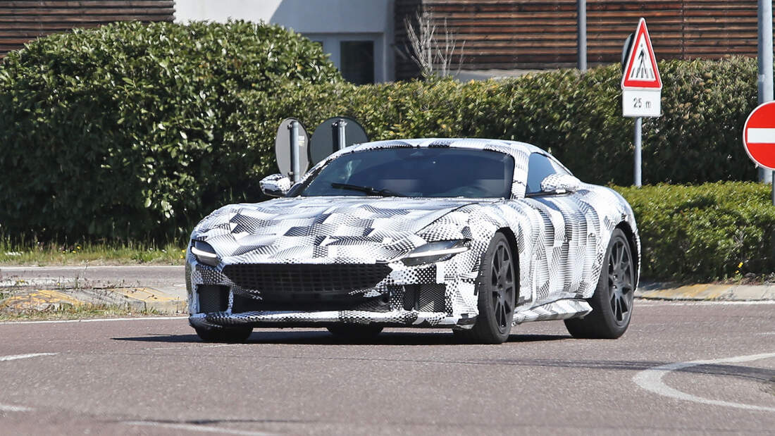 Ferrari F167 Erlkönig: 812-Nachfolger mit V12 | AUTO MOTOR UND SPORT