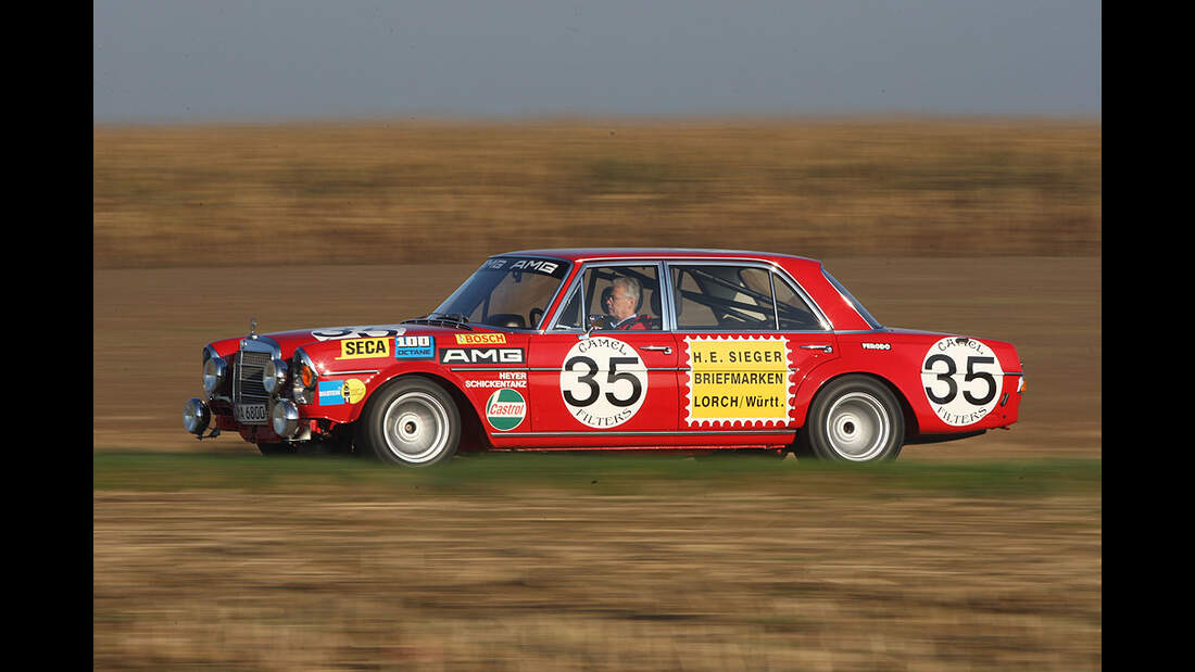 Mercedes-Benz 300 SEL AMG im Fahrbericht: Die Rote Sau von AMG | AUTO ...