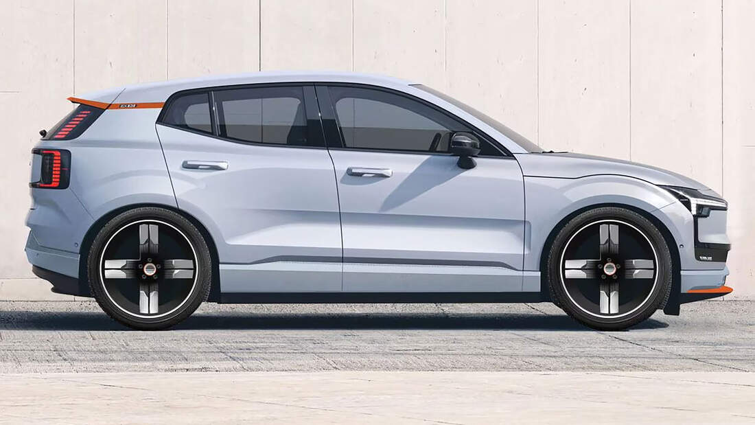 Everlast Customs Volvo EX30: Niels van Roij interpretiert E-SUV | AUTO ...