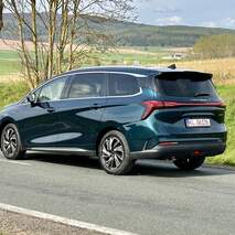 Fahrbericht: DFM Forthing 4 U-Tour - günstiger China-Van | AUTO MOTOR ...