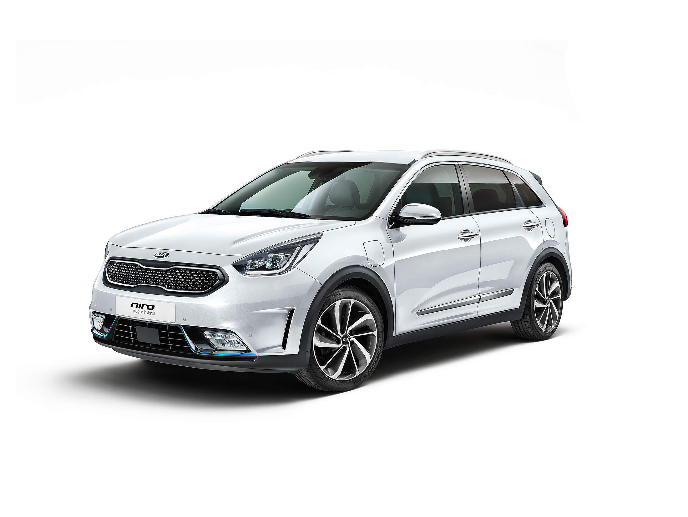 Sitzprobe Kia Niro Hybrid Spritspar SUV kommt Ende 2016 AUTO MOTOR UND SPORT