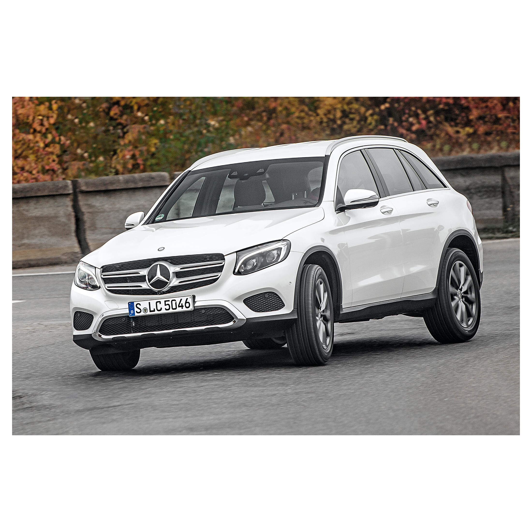 Mercedes glc 350e hybrid store