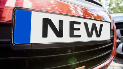 Neue Kennzeichen-Studie: 320 eigene Nummernschilder | AUTO MOTOR UND SPORT