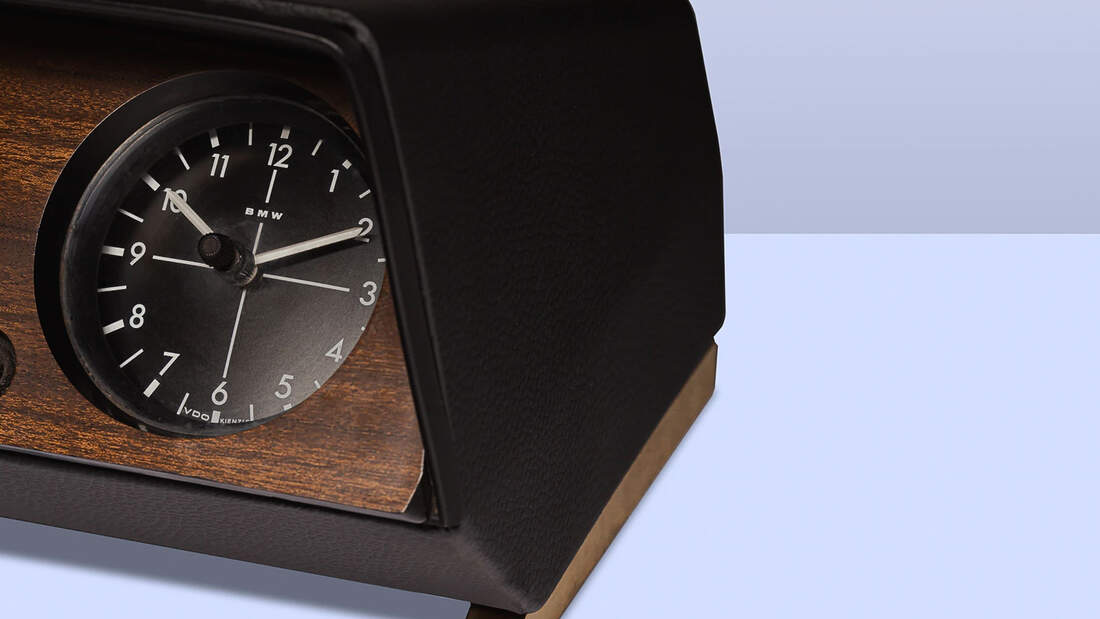 re-engauge: Wecker aus klassischen Auto-Instrumenten | AUTO MOTOR UND SPORT